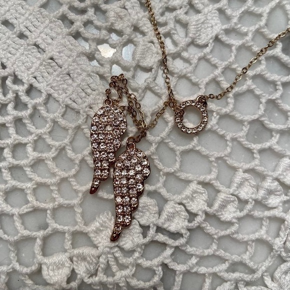 Victoria's Secret | Jewelry | 32 Victorias Secret Limited Edition Gold ...